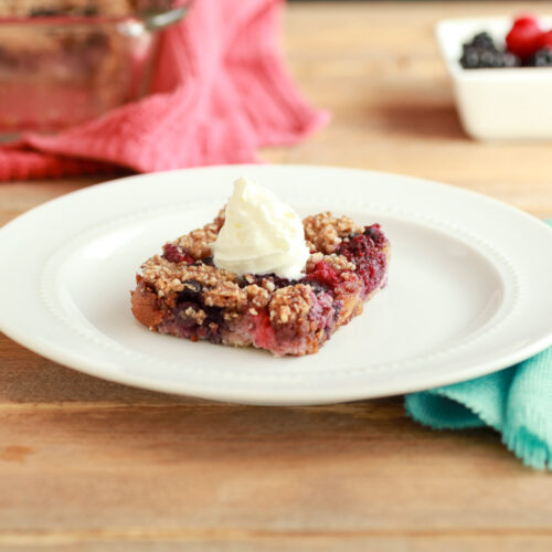 Keto Mixed Berry Crumble Pots - Beauty and the Foodie