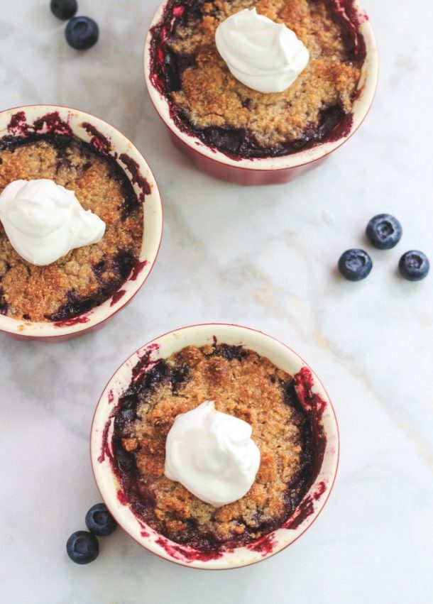 Keto Mixed Berry Crumble Pots - Beauty and the Foodie